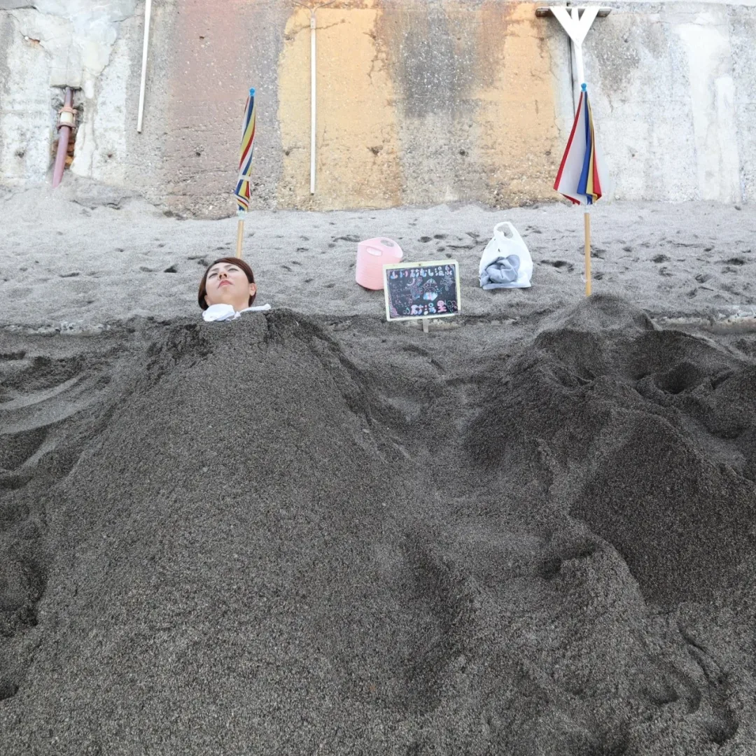 Top 20 Hot Sand Baths in Japan 日本最有人氣的20個砂風呂地點